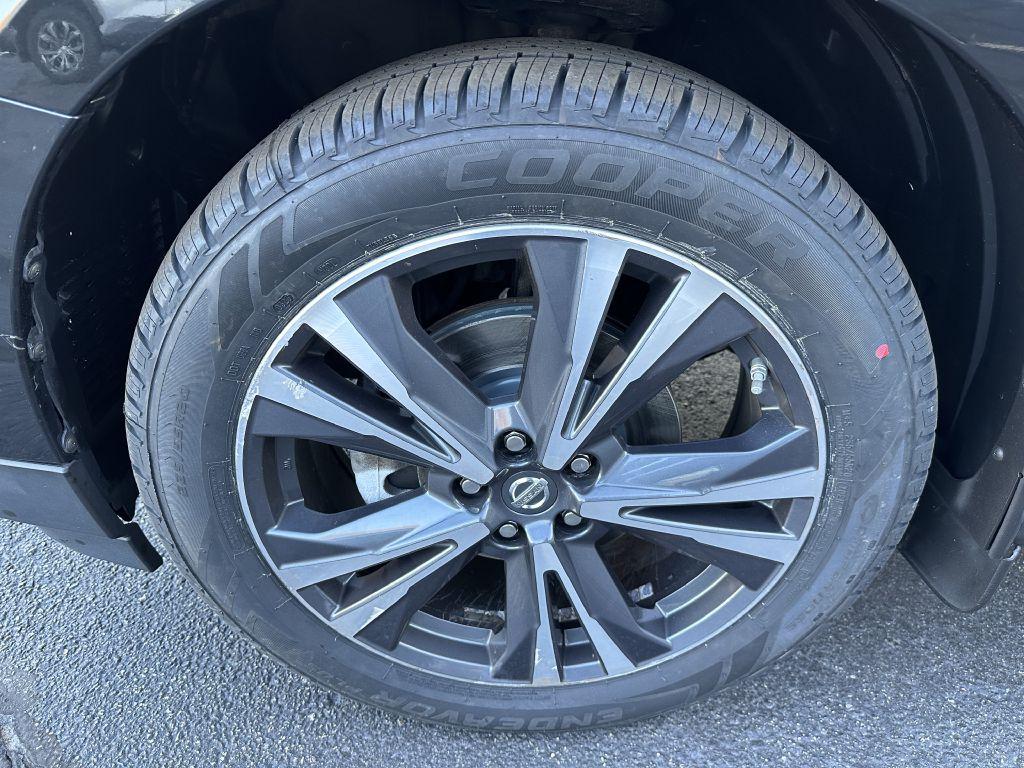 Used 2017 NISSAN PATHFINDER PLAT PLAT For Sale ($17,850) | Executive ...